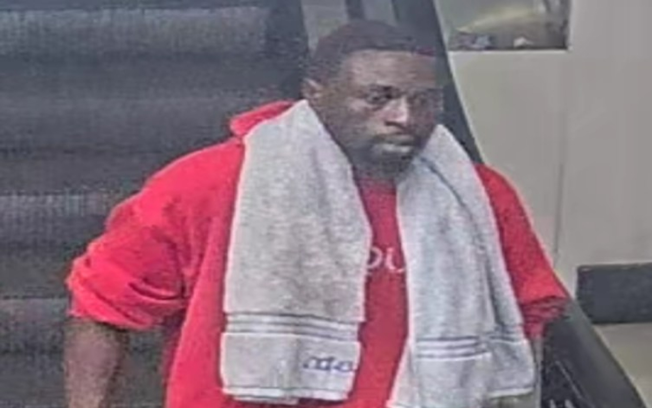 Hunt for man who allegedly stalked woman on Sydney train