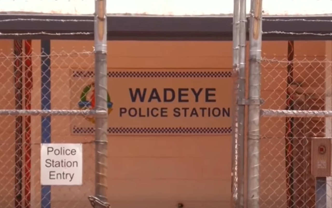 Police arrest 20 over clashes in remote aboriginal community