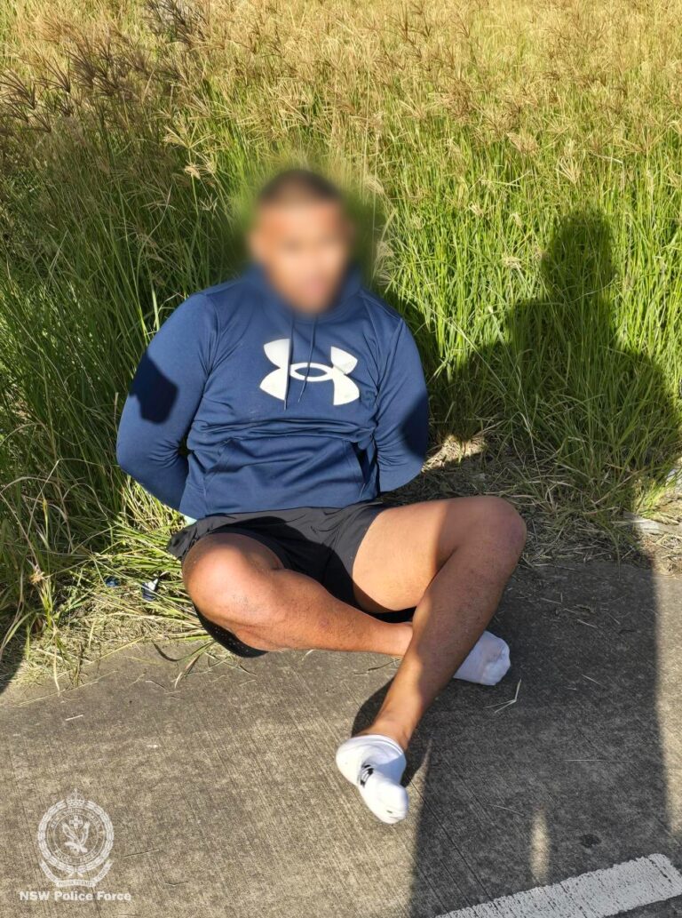 Middle Eastern boxer shot as gang violence rocks Sydney
